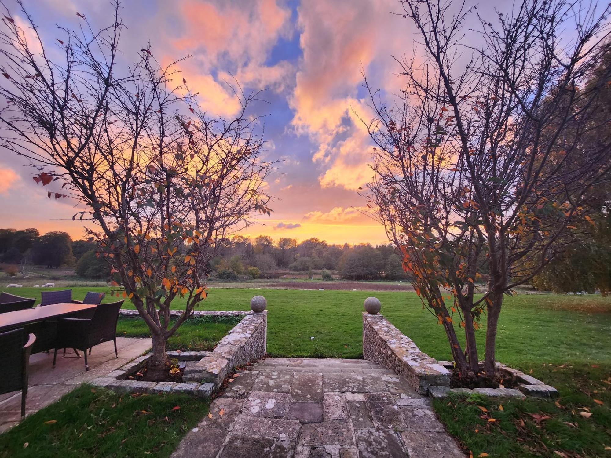 HOTEL STANTON HOUSE | ⋆⋆⋆ | SWINDON, UNITED KINGDOM | SEASON DEALS FROM £97